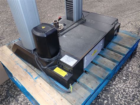 Used Instron Instron 4469 Universal Testing Machine Hgr 24