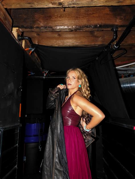 Avery Anna Avery Anna Added A New Photo