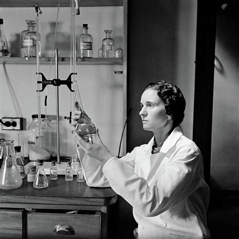Vintage Scientists In Lab Vintage Science Lab Chemistry