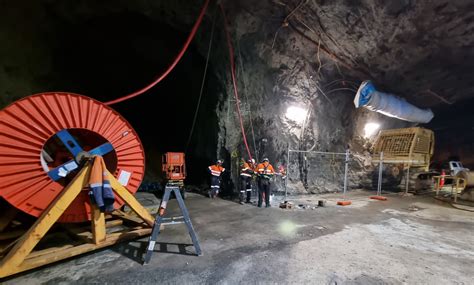Renision Mine Cable Lowers Jtmec