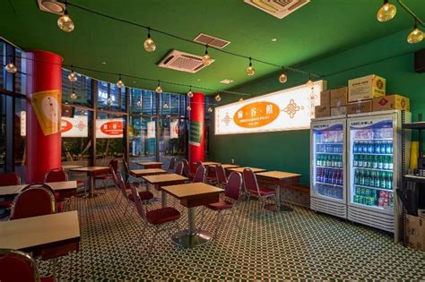 독특한 레트로 분위기로 연출한 20평 요리주점 인테리어 컨셉 인테리어 복고풍 디자인 복고풍 카페