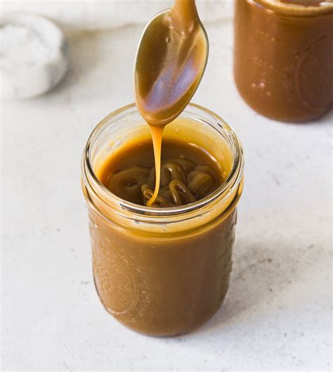 Quick Homemade Brown Sugar Caramel Displacedhousewife