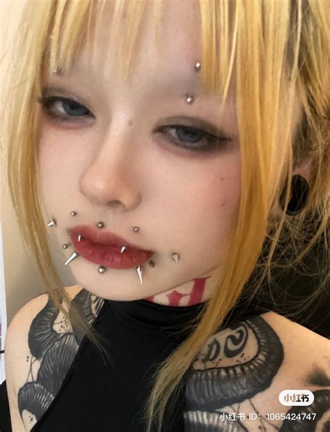 Pin De アンソニー Em 顔 Ideias Para Piercings Modificações Corporais