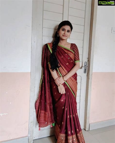 Actress Rithika Tamil Selvi HD Instagram Photos And Wallpapers November 2021 Gethu Cinema