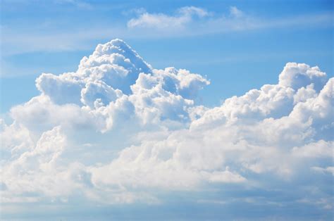 Wallpaper Big Waterfalls Clouds