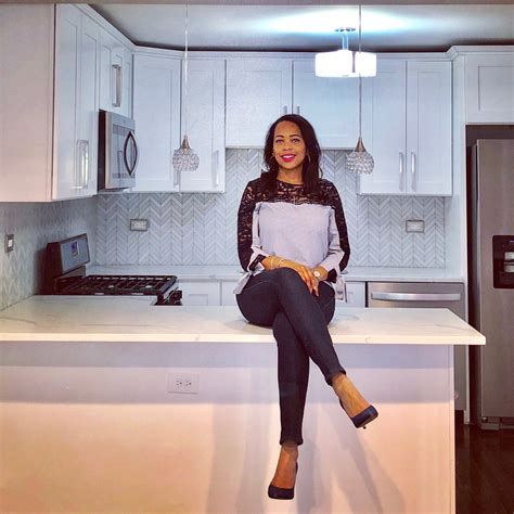 Meet Ej Williams Chicago Real Estate Investor And Broker Realtor Profiles Car Educationcar