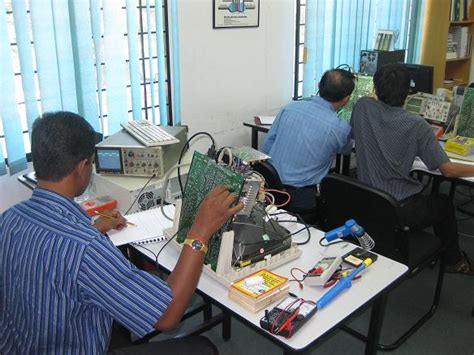 Completed The Advanced CRT Monitor Repairing Course Electronics Repair And Technology News