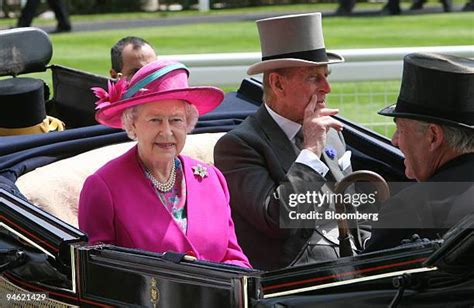 Elizabeth Plunkett Photos And Premium High Res Pictures Getty Images