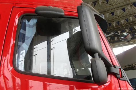 【图】沃尔沃 Fm重卡 400马力 4x2 牵引车 实拍图片 55395 卡车之家
