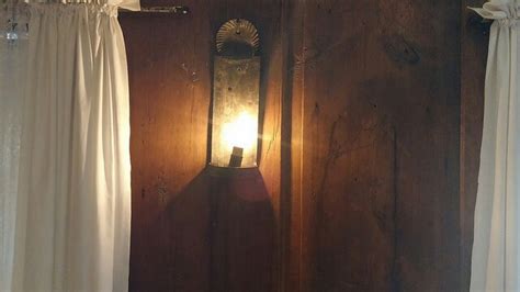 52 Ancestors Jessicas Ghost Haunts Room Ancestors In Aprons