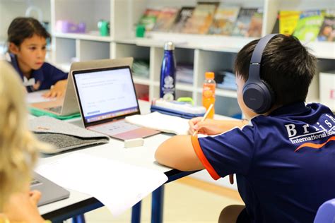 37 Bisp Students Take Part In Uks Primary Maths Challenge British