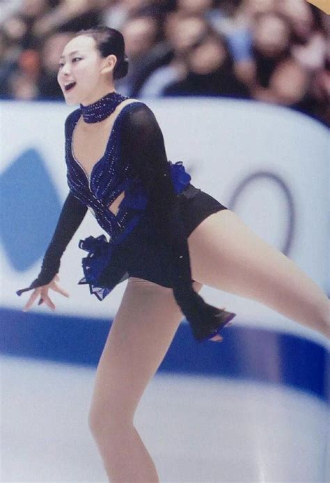 Yahooオークション 【2冊セット】 浅田真央 写真集『 夢の軌跡