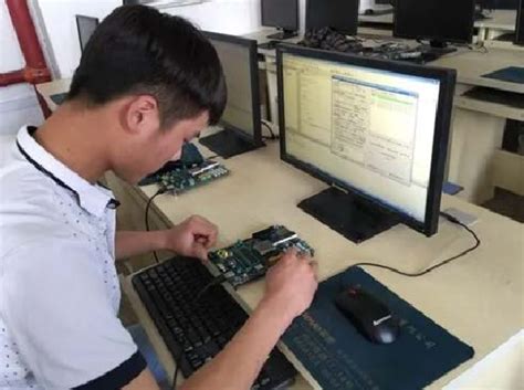 The Student Carries On The Experiment Of Single Chip Microcomputer System Download Scientific The Student Carries On The Experiment Of Single Chip Microcomputer System Download Scientific