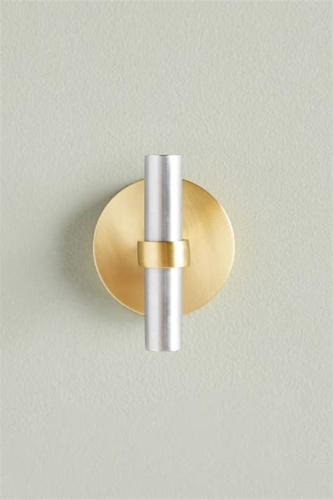 빌라 욕조 후크 앤트로폴로지 한국 공식 스토어 유니크한 여성 패션 및 라이프스타일 편집샵 200개이상의 프리미엄 브랜드 여성 의류 액세서리 홈 인테리어 키친