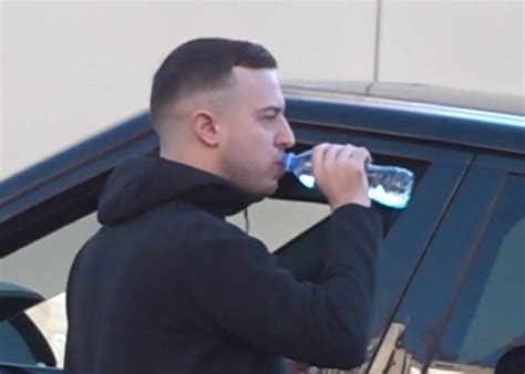 Razlupao Automobil Devito Doživio Peh