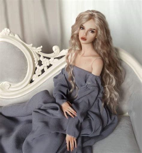 Artist Creates Realistic Dolls That Look Like Ethereal Figures