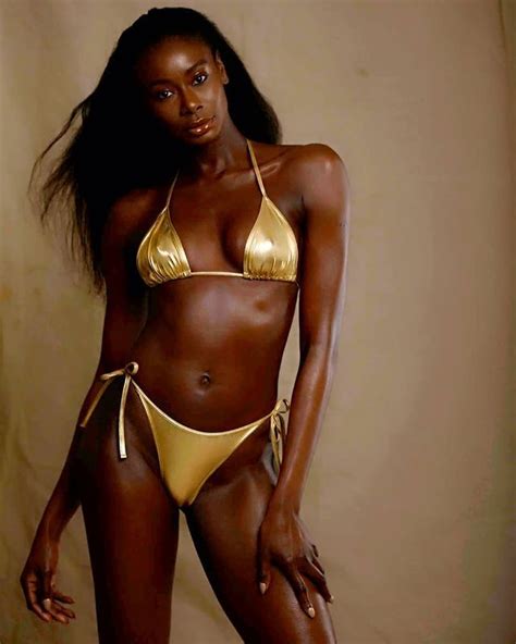 7 Hot Sexy Aminat Ayinde Bikini Pics