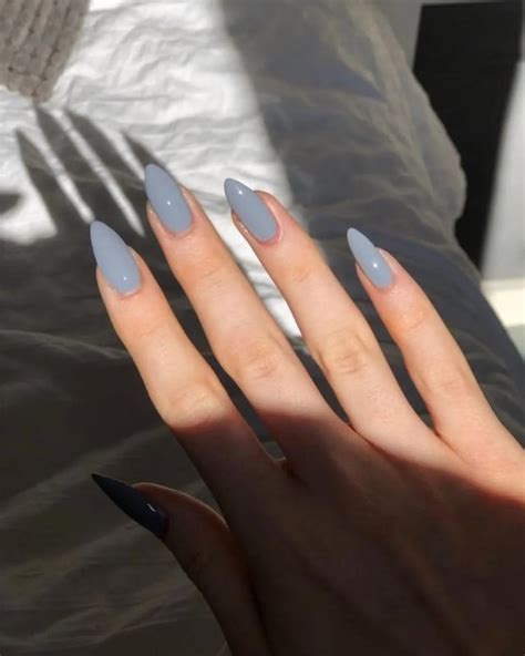 Beetle Juice 🐍🖤 Rnails