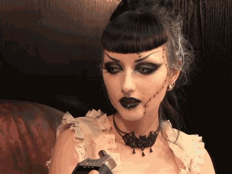 Obsidian Kerttu Gothic Model  Obsidian Kerttu Gothic Model Gothic