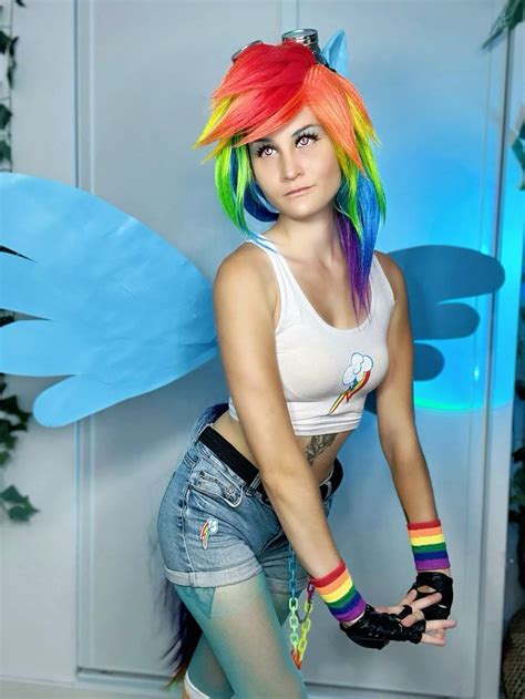 Rainbow Dash Cosplay