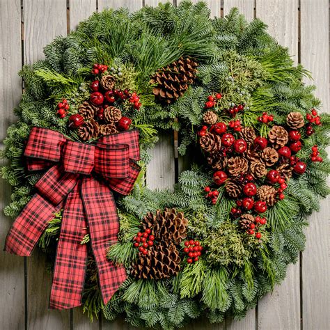 Fresh Christmas Wreaths Centerpieces And Ts Lynch Creek Farm