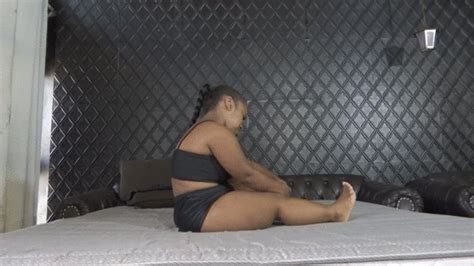 Bbw Goddess Exploding On Dwarf Girl Part 1 By Britney Hunter And