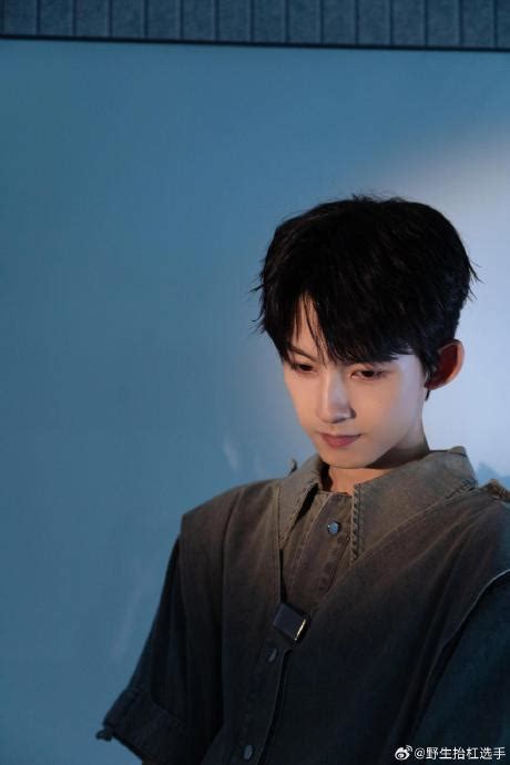 李恩再锤渣男，热播剧《度华年》中太子饰演者刘旭威是李恩的前男友