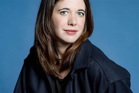 Julie Brafman était Absente Du Salon Du Livre De Trouville… Pour Recevoir Le Prix Albert Londres