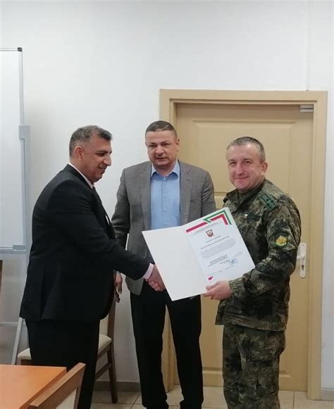 Снимки Делегация от Министерството на отбраната на Ирак получи