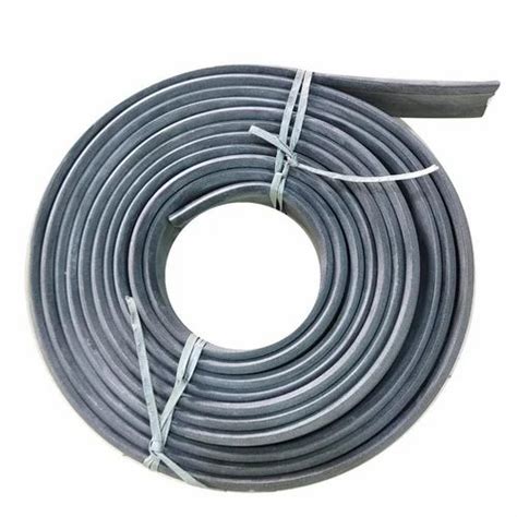 Rubber Screen Printing Squeegee Blade At Rs 300 Piece Squeegee Blade In Jetpur Id 2852984597088