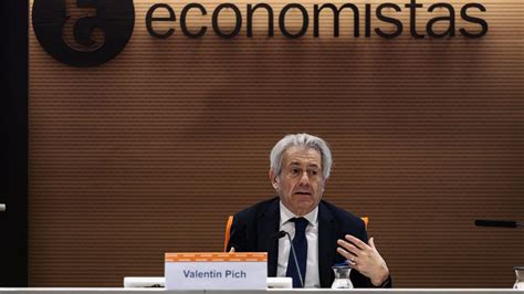 Los Economistas Elevan Al 22 Su Previsión De Crecimiento Del Pib Este