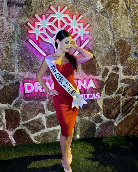 Raquel Robles Catalunya A Espa A Y De Espa A Al Mundo