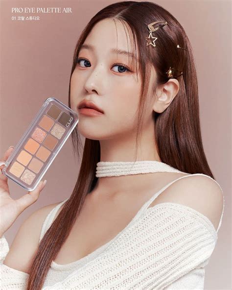 클리오 Clio Officialさんのインスタグラム写真 클리오 Clio Officialinstagram「생기있는 코랄