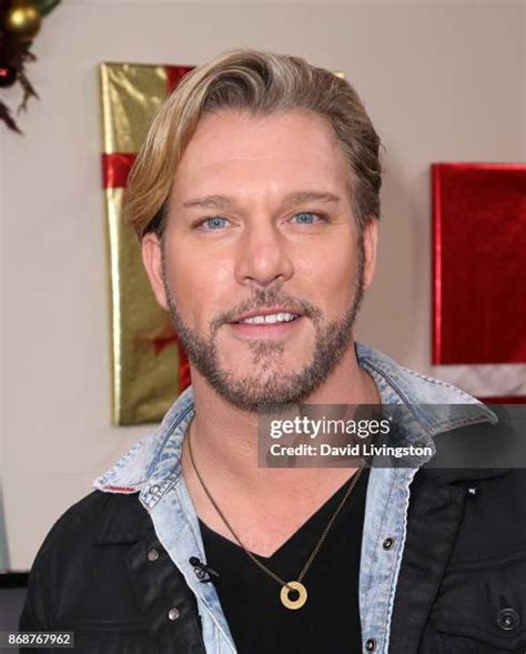David Wayne Singer Photos And Premium High Res Pictures Getty Images