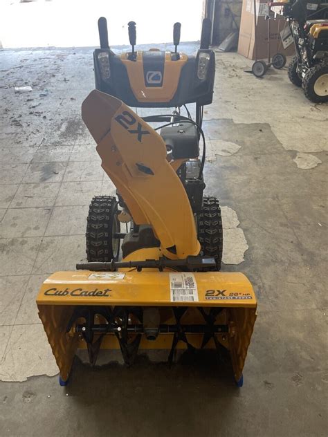 CUB CADET 2X26 HP SNOW BLOWER
