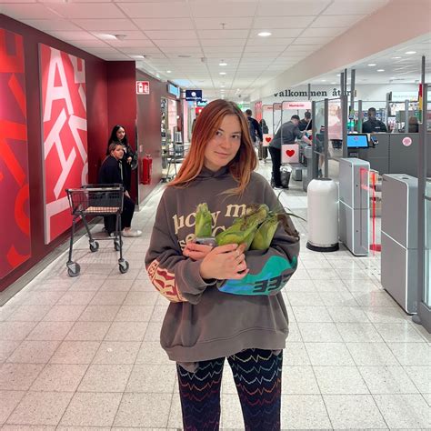 Vera Markovic Youtube