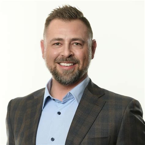 Elizabeth Navarettes Instagram Twitter And Facebook On Idcrawl