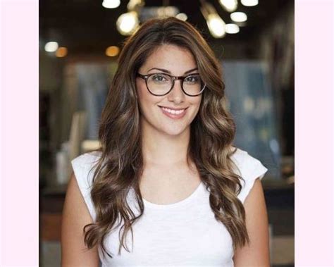 31 Stunning Hairstyles For Heart Shaped Face 2023 Fabbon