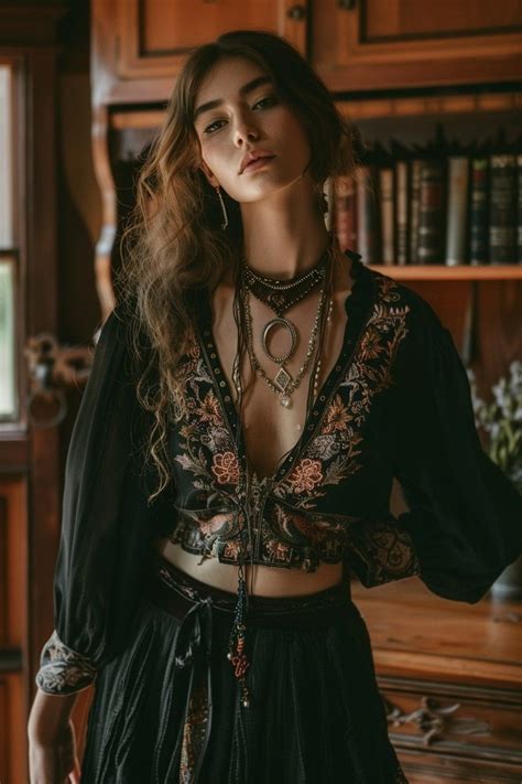 15 Dark Academia Outfit Inspirations You Will Love