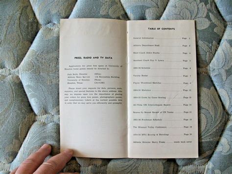 195556 Houston Cougars Basketball Media Guide Yearbook Alden Pasche 1956 Uh Ad Free Download