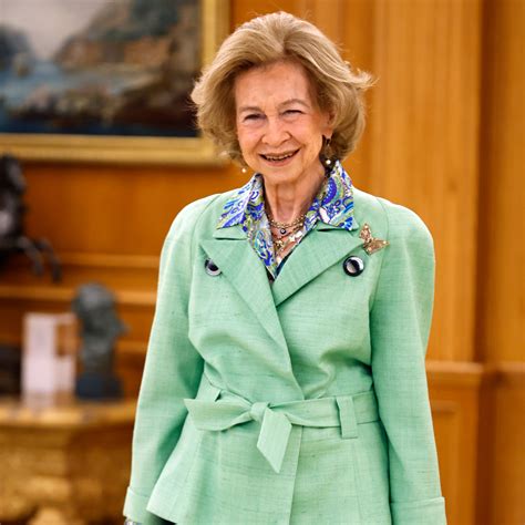 El Aderezo Ochentero De Diamantes De Doña Sofía Que Podría Recuperar La