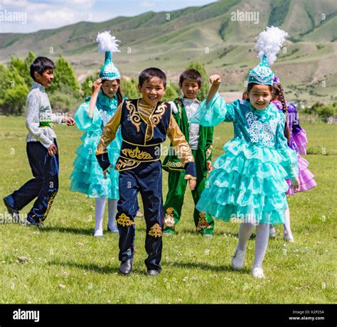 Kazakh girls national dress hi-res stock photography and images - Alamy