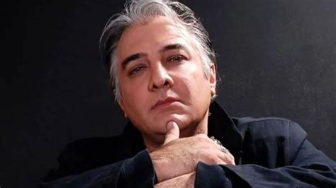 خصوصی های ایرج نوذری بازیگر 5 زبانه همه 4 زنه اند او 5 زبانه عکس های خانوادگی