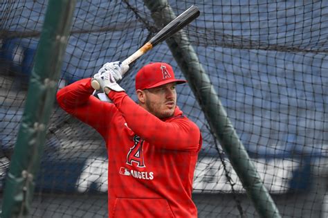 Angels Have Mike Trout Batting 6th While Waiting For Him To Get