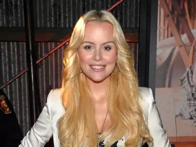 Actress Helena Mattsson Wallpaper