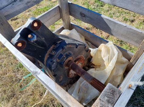 Lot 71 Rotor Gear Box Case 6088 Needs New Bearings And Seals