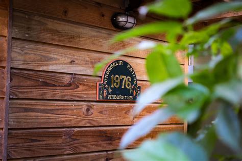 Why Crommelin Pearlbeacharboretum