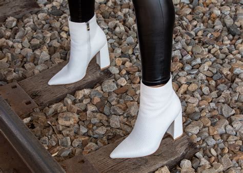 White Woven Pattern Back Zipper Squre Chunky Heel Ankle Boots Onlymaker