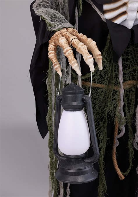 5 4ft Animated Wraithlike Reaper Halloween Decoration Scream Saver