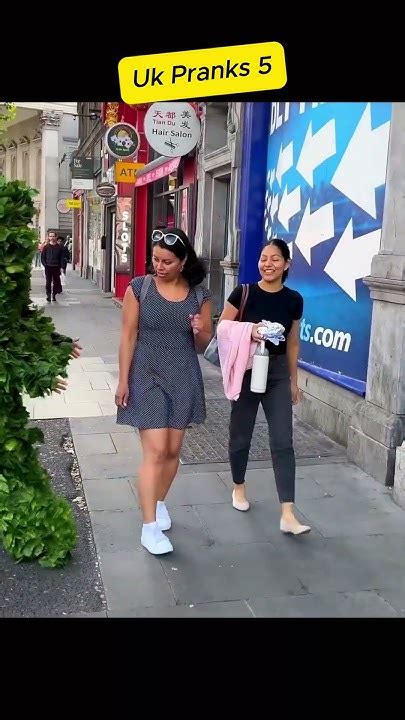 Pranks In Public 😂 Prank Funnyshorts Publicprank Memes